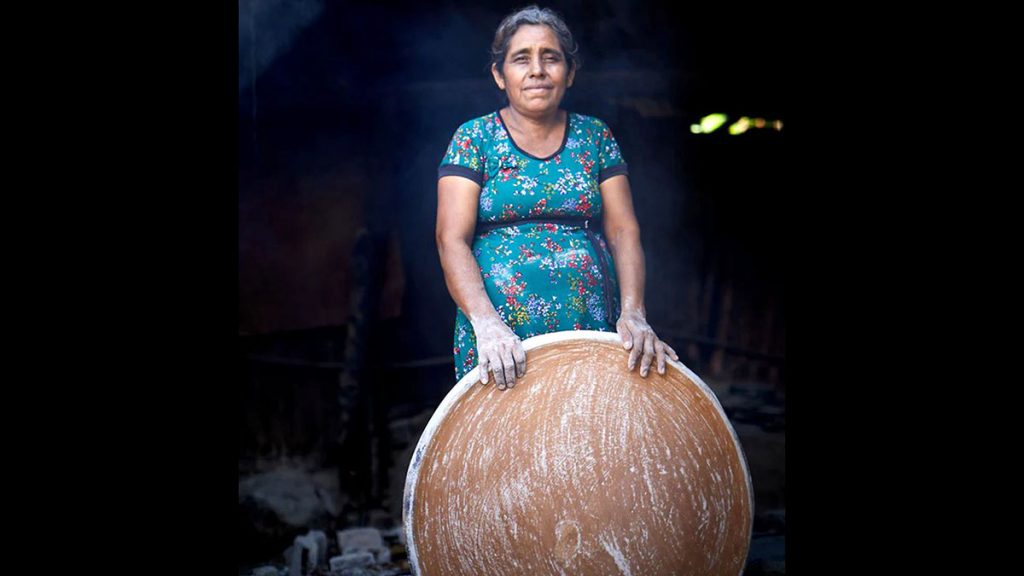 El comal: el gran protagonista de las cocinas mexicanas – Semanario El ...